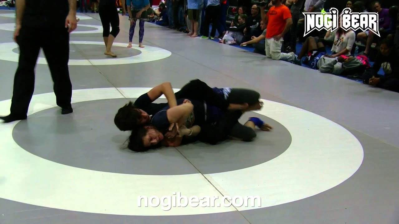 Danielle Simone vs Megan Frazier • The Good Fight Winter Open BJJ ...