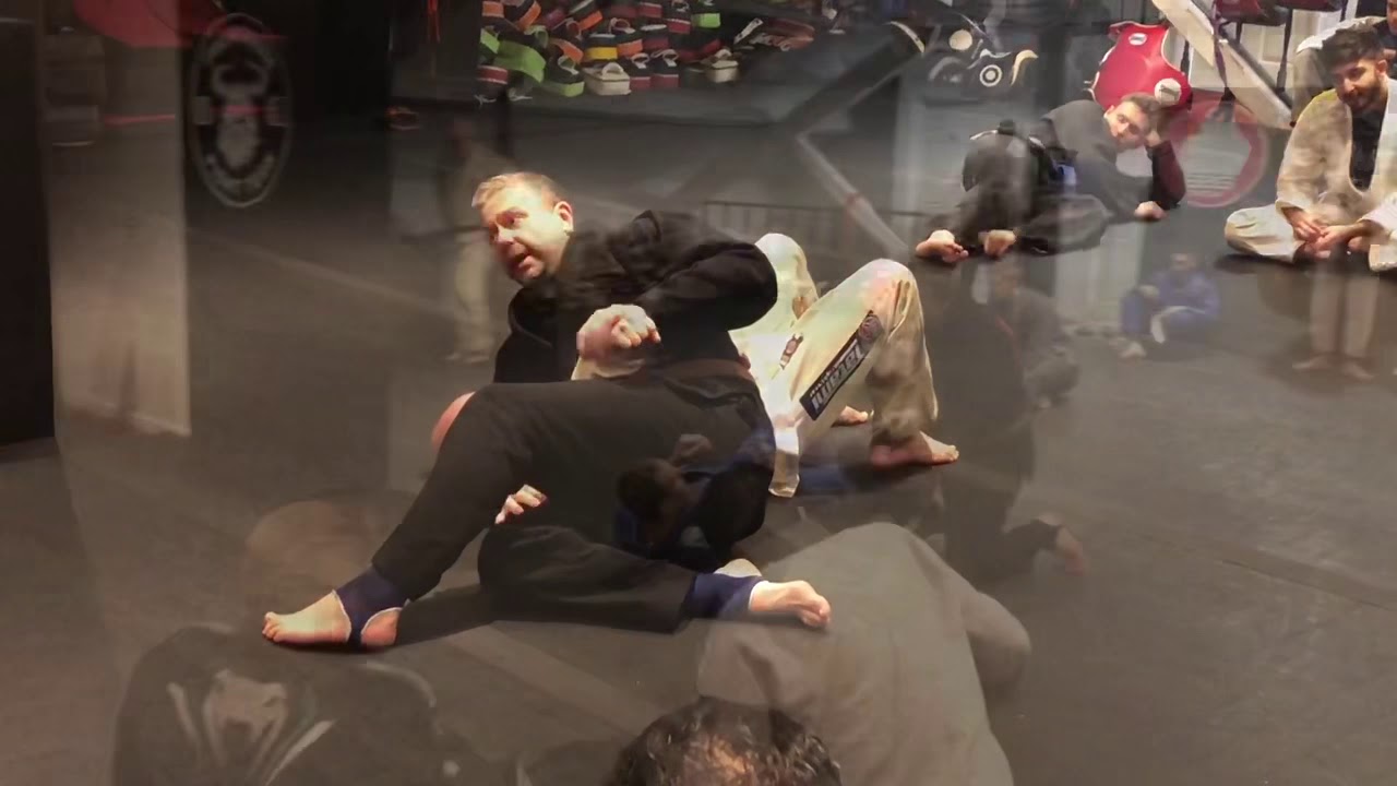 BJJ Class - Scarf Hold Top - YouTube