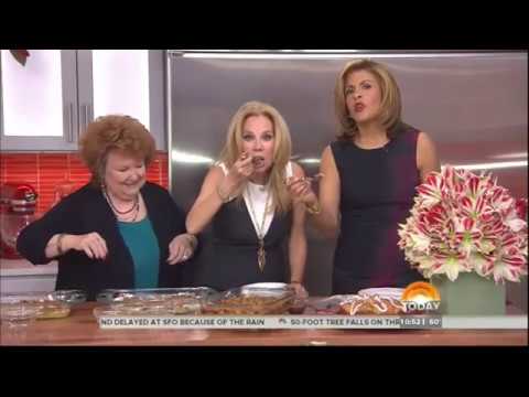 Cathy Mitchell with Dump Cakes on NBC (03 Dec '14) - YouTube