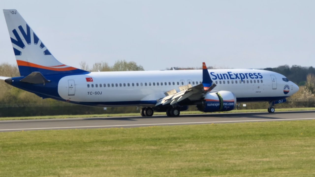 SunExpress B737 MAX 8 Landing at Manchester Airport HD - YouTube