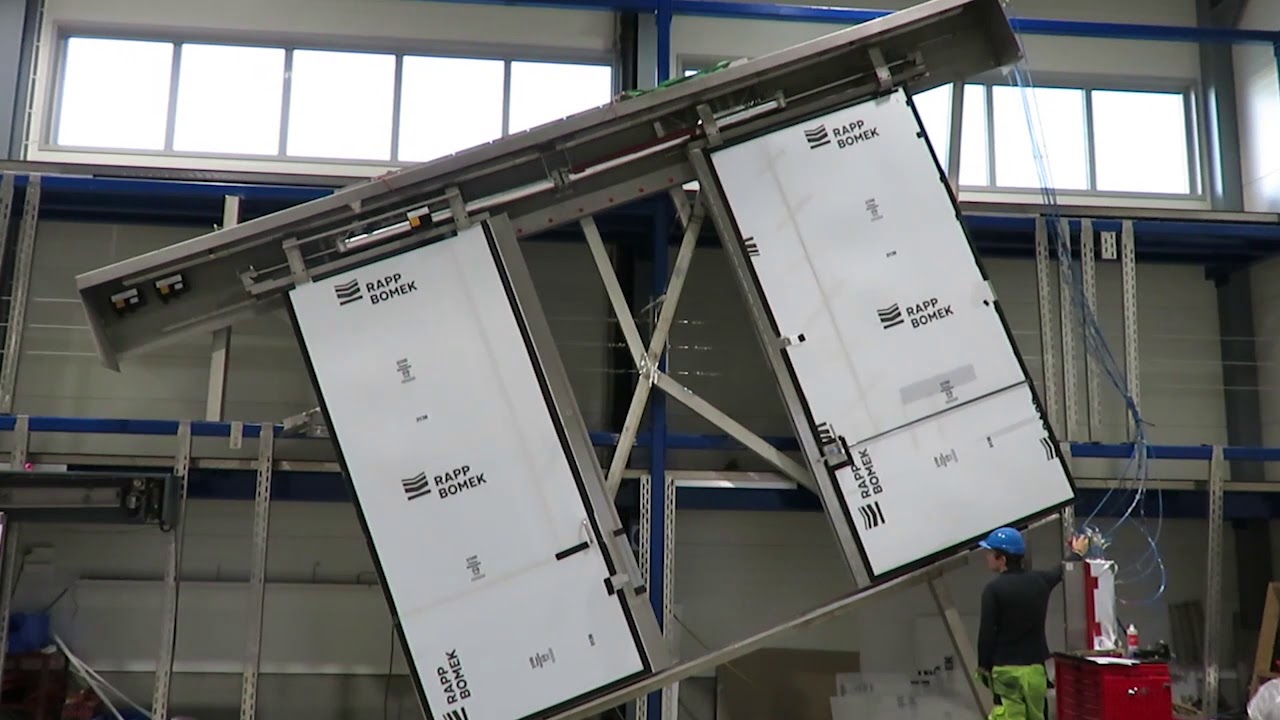 Rapp Bomek double sliding heavy duty fire door test - YouTube