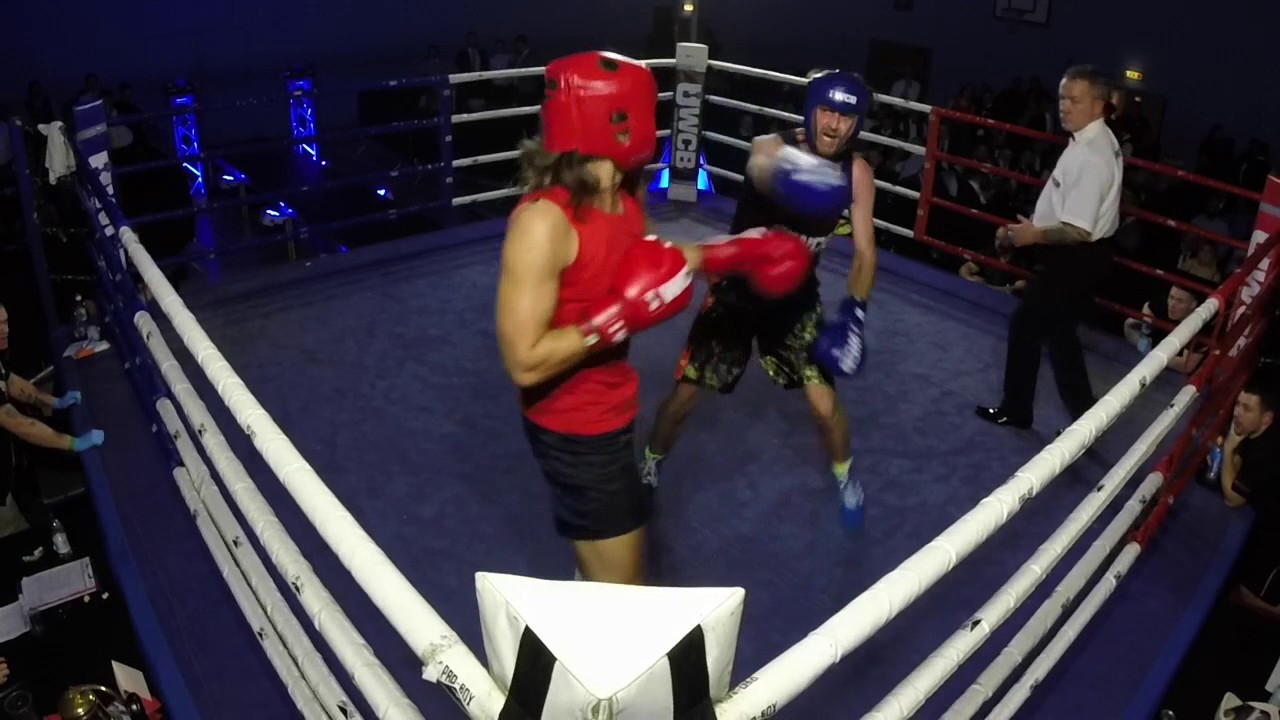 Ultra White Collar Boxing | Windsor | Adam Powers VS Dan Heffron - YouTube