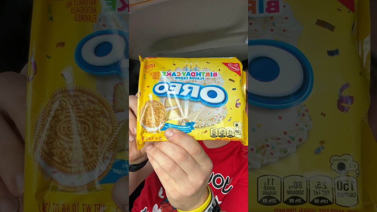 Trying Birthday Cake Flavored Cream Oreos Review! 🎂 #oreos # ...