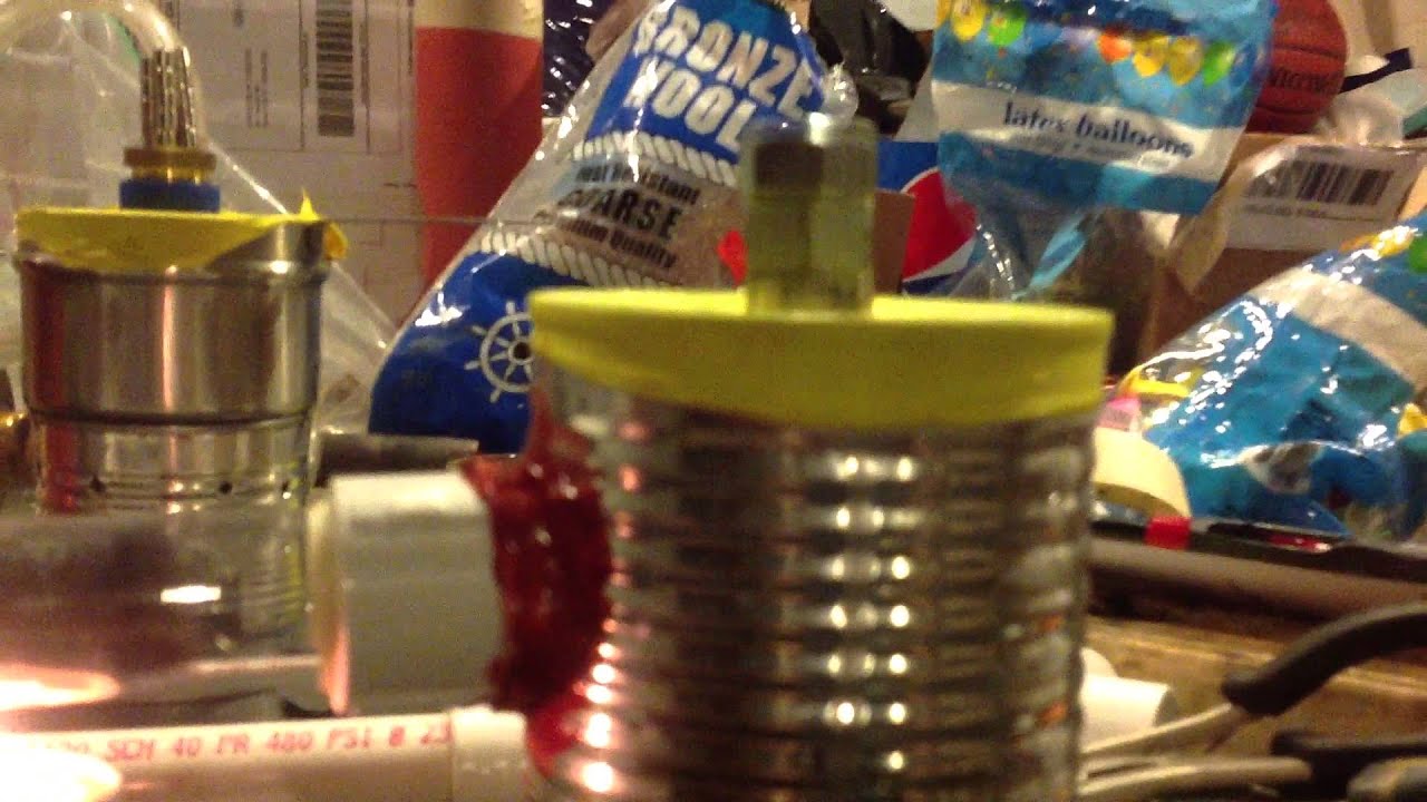 Traveling Wave thermoacoustic heat engine V1.1 - YouTube