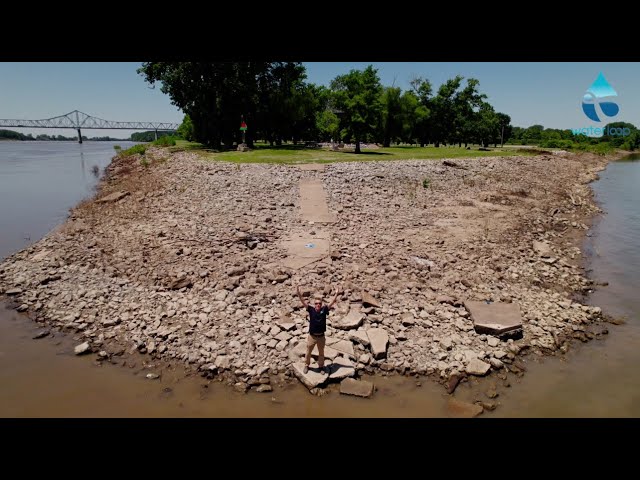 Mississippi River Ohio Conjoin Ohio River Crests At 51 Feet Following