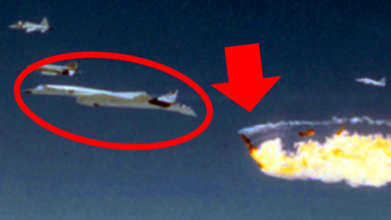 XB-70 Bomber Hits an F-104 Fighter - YouTube