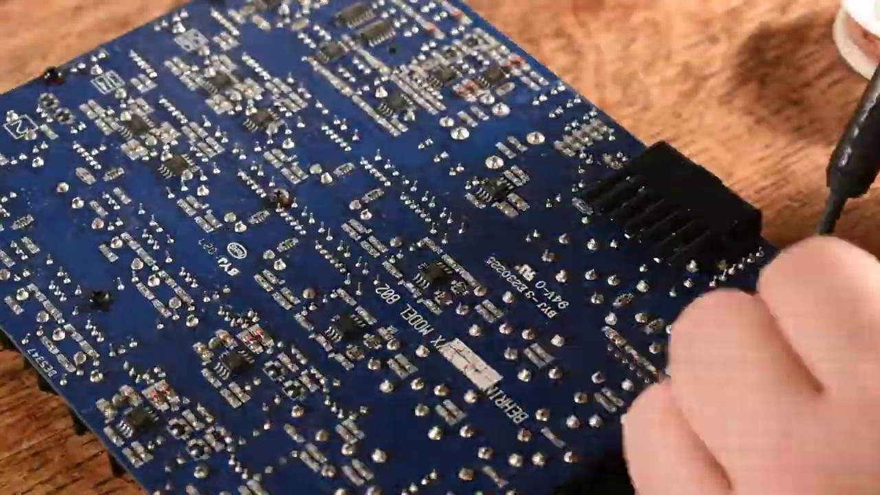 Behringer Xenyx 802 Power Plug Repair - 10000% Timelapse - YouTube