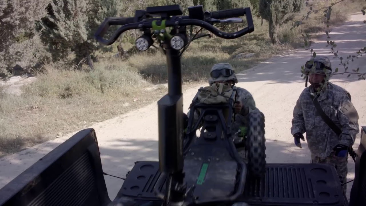 4x4 OFF-ROAD EZRaider електрическа четириколка - YouTube