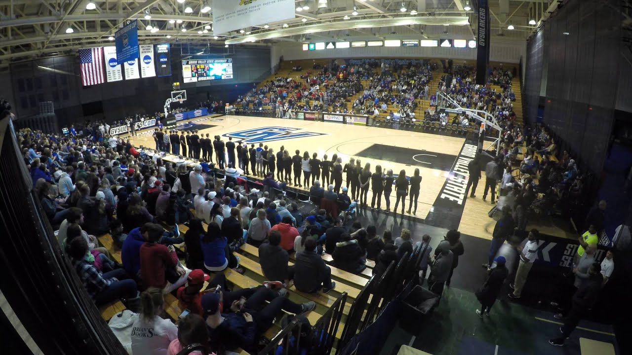 GVSU Fieldhouse Arena Time Lapse - YouTube