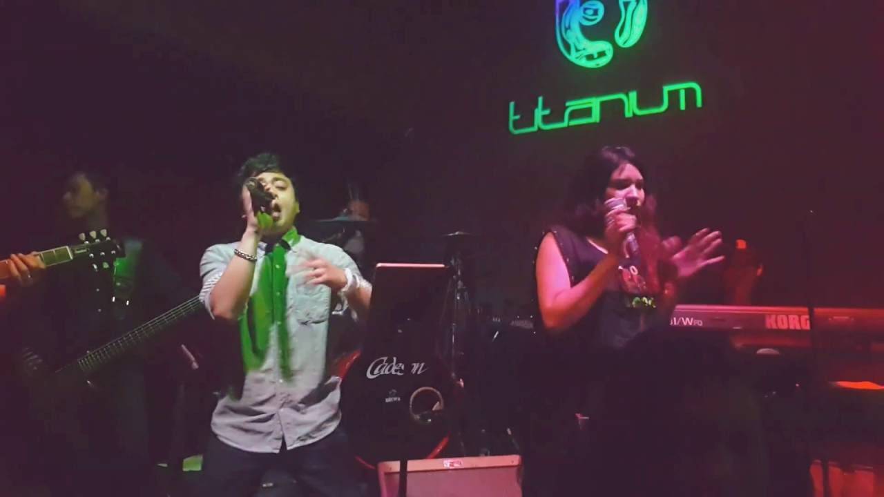 Uptown funk (cover) by 4am Band - YouTube