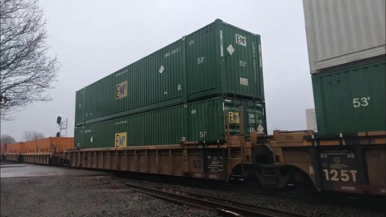 NS 26C (Old 282) With an AC44C6M Leader. - YouTube