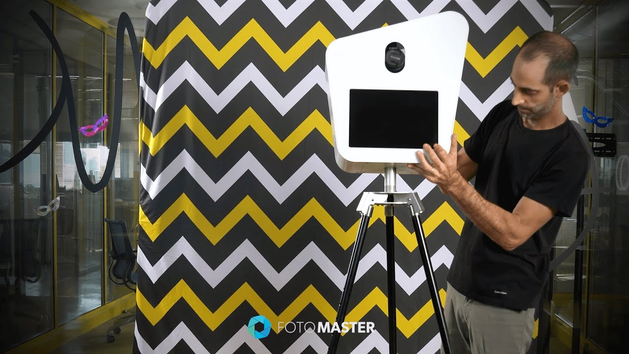 Retro Photo Booth: Setup Demonstration - YouTube