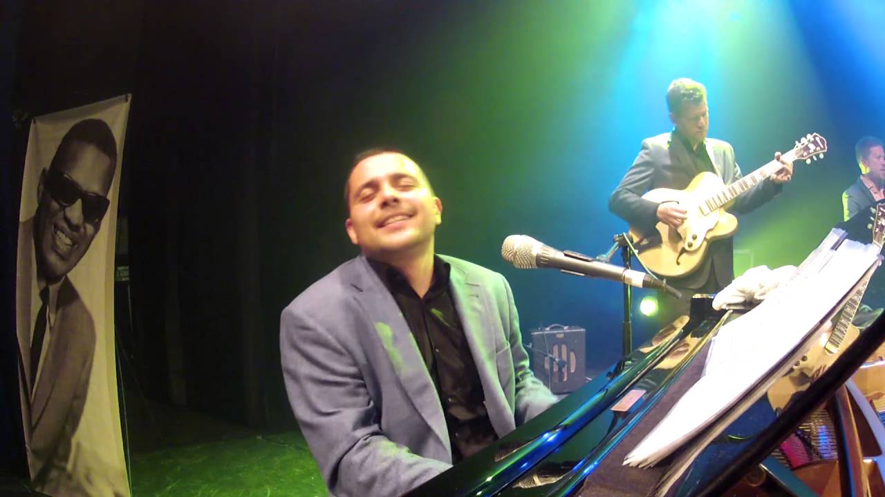 UROS PERIC "Tribute to Ray Charles" Got my mojo working - YouTube