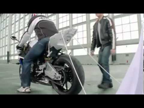 BMW - Welcome to planet power | Madwatch.net