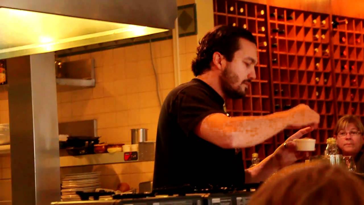 Top Chef Fabio Viviani Describes the Perfect Pinch - YouTube