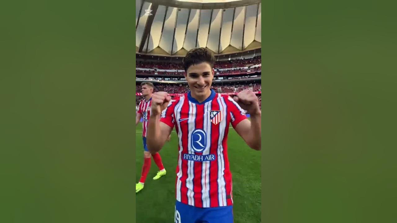 Top 10 football teams in 2025 - YouTube