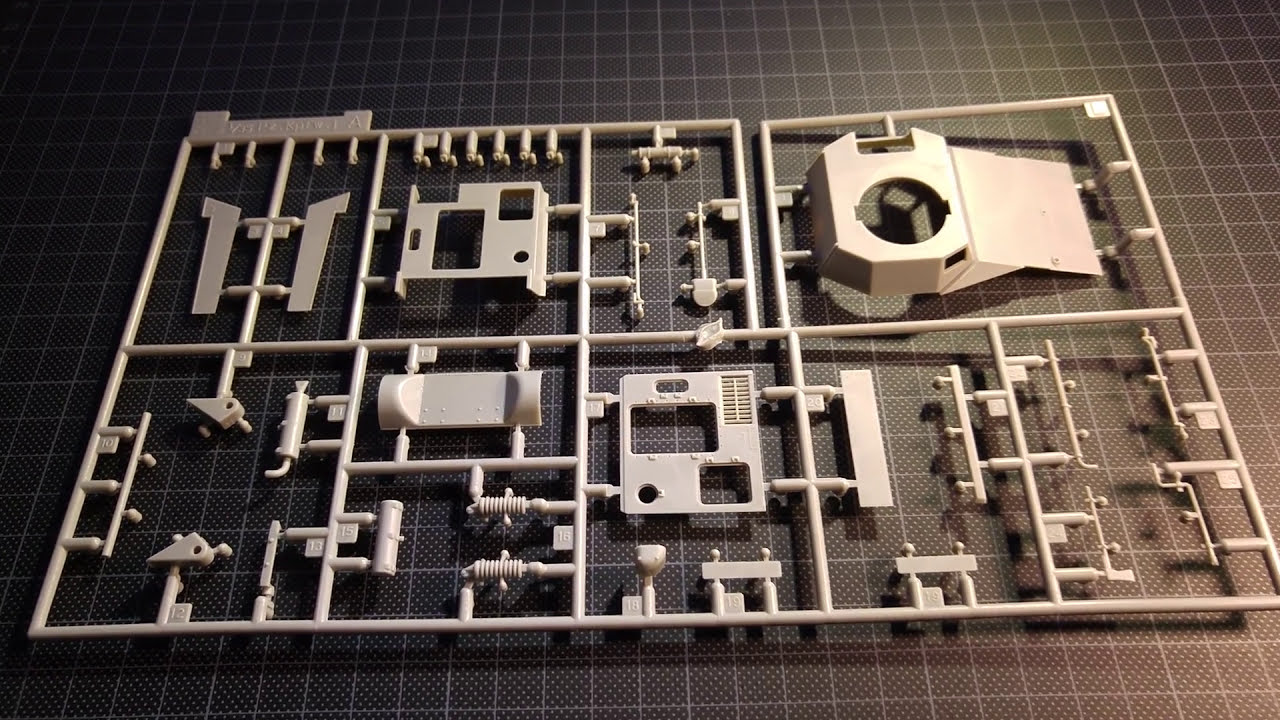 Dragon Pz.Kpfw.1.Ausf.B 1/35 DRA6186 #6186 IN BOX VIDEO - YouTube