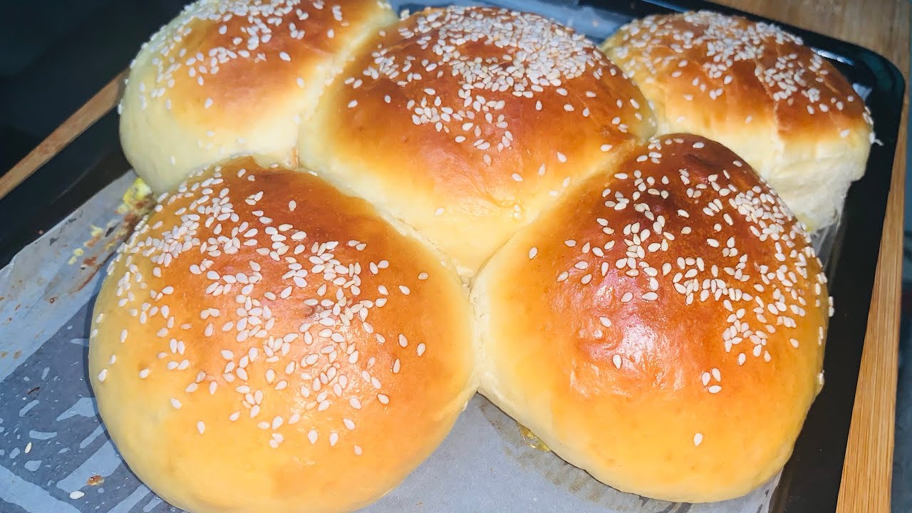 Homemade bun recipe||sweet murabbba bun recipe||burger bun recipe ...