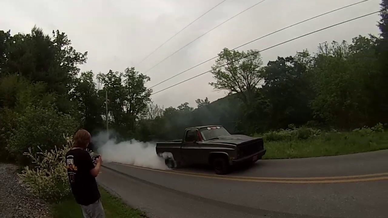 C10 burnout - YouTube