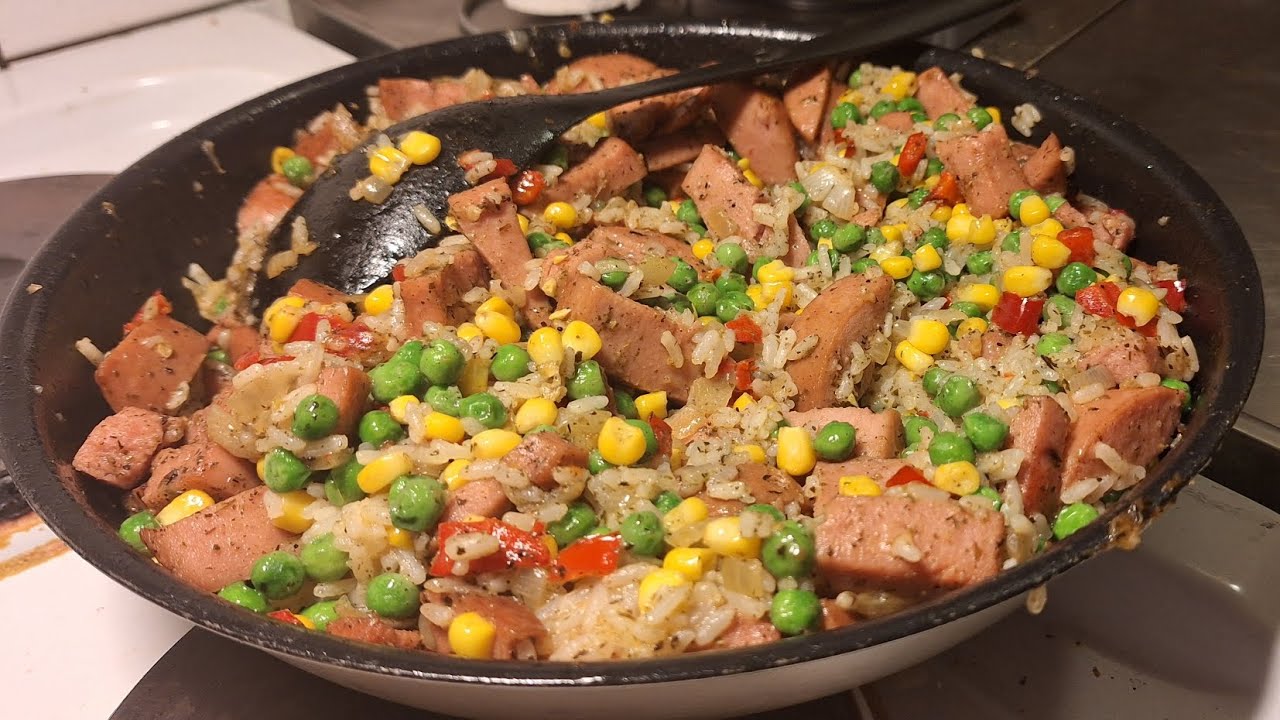 Kinamix med rökig falukorv. - YouTube