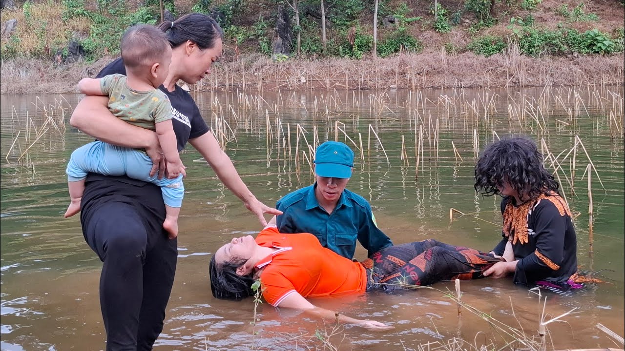 Rescue single mother from danger.Bitter ending for kidnapper - YouTube