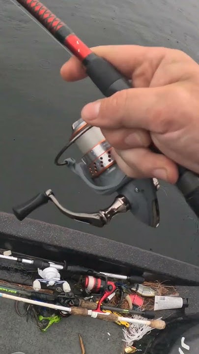 Deep Water Largemouth On Structure Youtube