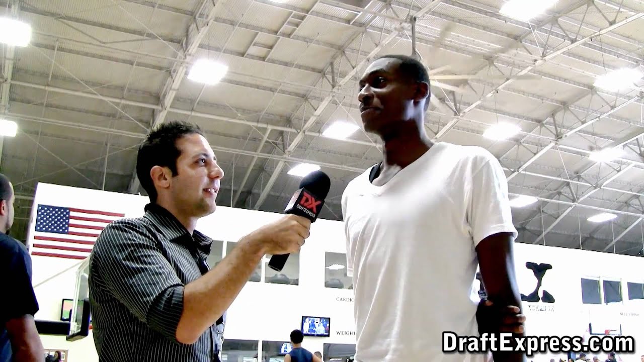 Deuce Bello - DraftExpress - 2010 Boost Mobile Elite 24 - YouTube