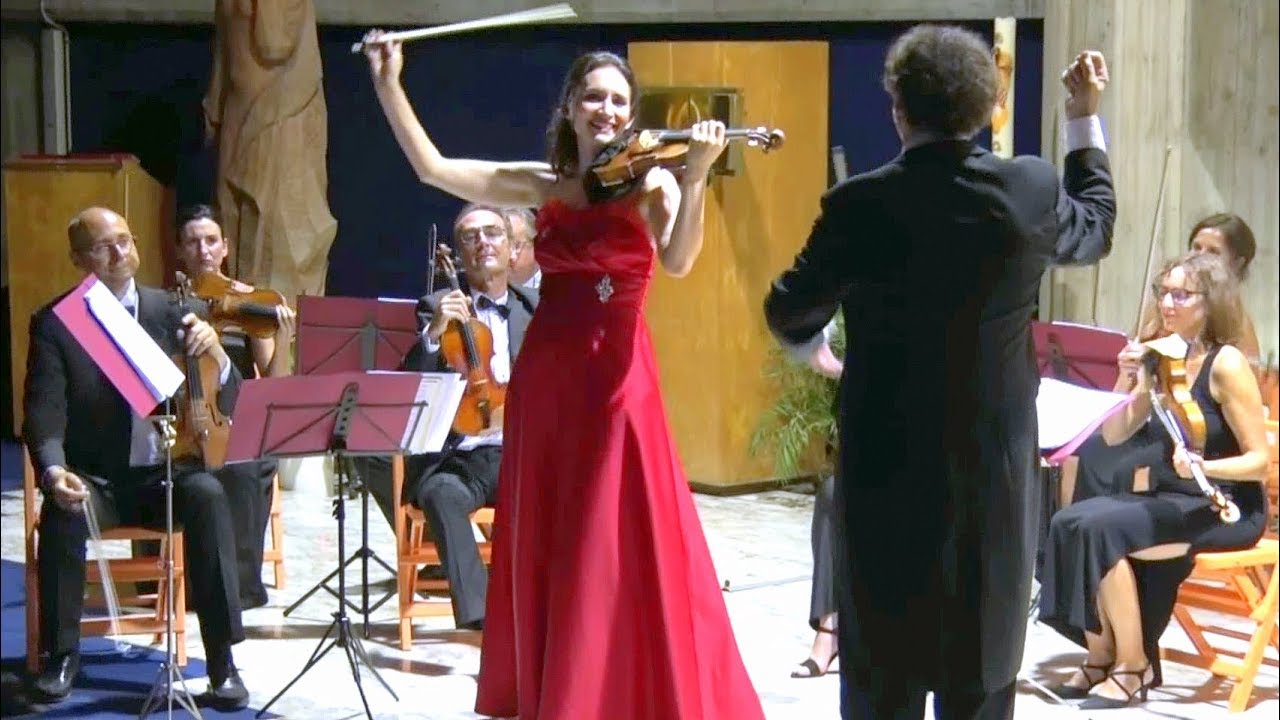 Vivaldi Presto Summer op. 8 - Eva León, violin - YouTube