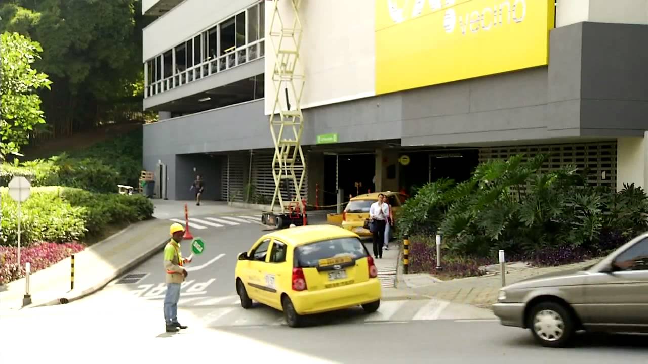 Mall del Este así son sus accesos - YouTube