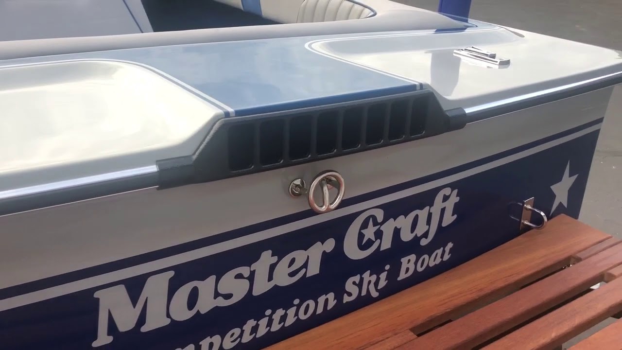 1984 Mastercraft Stars and Stripes - YouTube