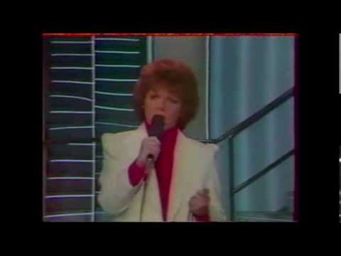 Dominique DUSSAULT chante "comment vais je vivre, comment" - YouTube