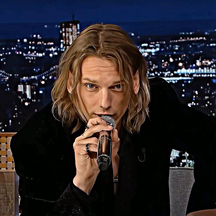 "The Vecna's Voice" - 001/Henry ("Stranger things") Edit | Blessed Mane ...