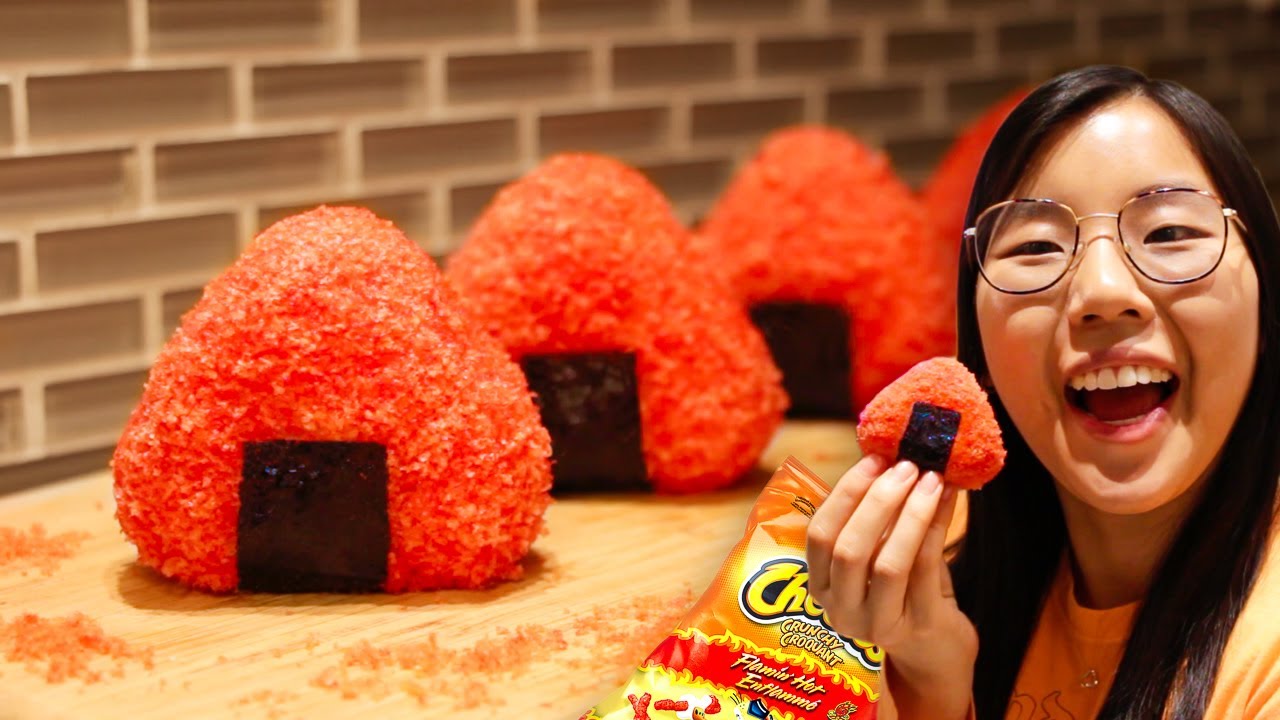 HOT CHEETOS Onigiri 🍙🔥 (Rice ball stuffed with spicy salmon) - YouTube