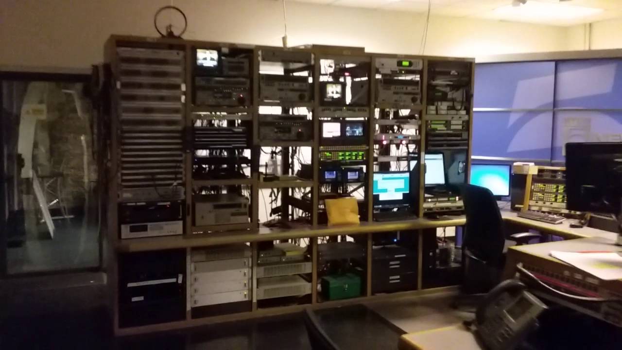 Warner Bros Cartoons Former Leon Schlesinger Studio KTLA Pt 2 - YouTube