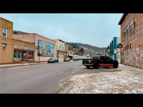 This Upper Peninsula town is the gateway to Michigan's best sightseeing ...