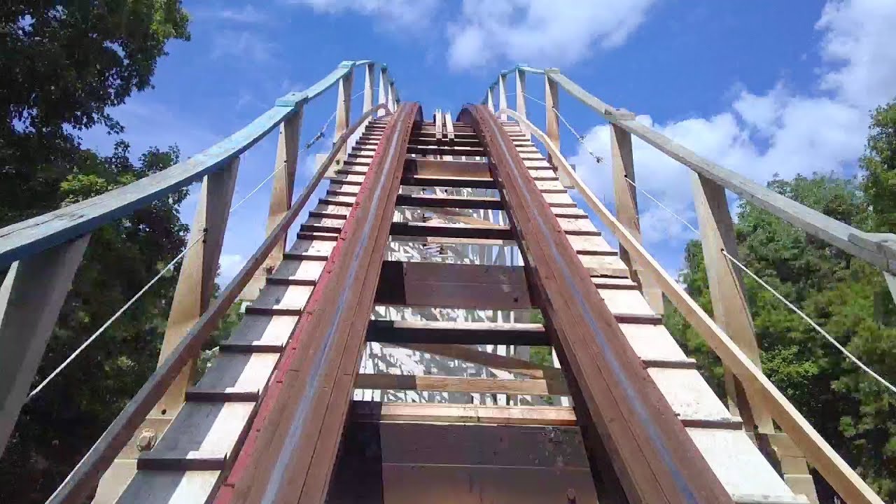 Riding Screamin' Eagle Roller Coaster at Six Flags St Louis! Front Seat ...
