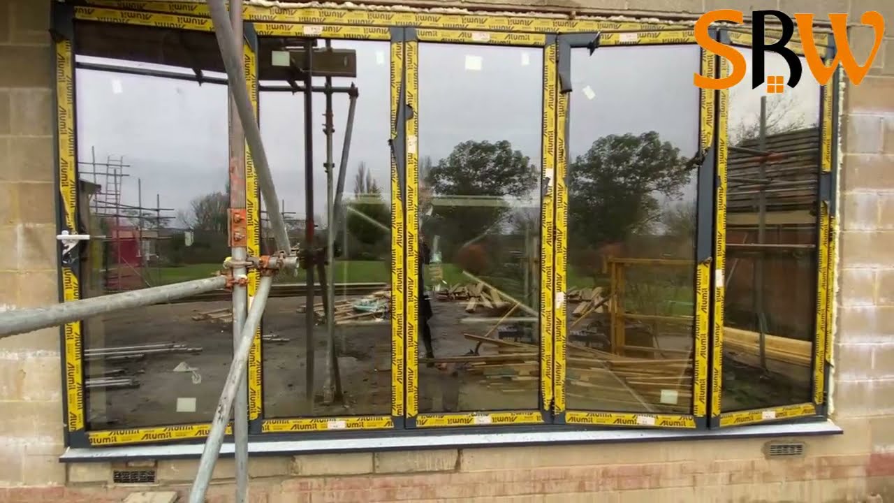 Bifold Door - Aluminium - Alumil - 5 PANELS - YouTube