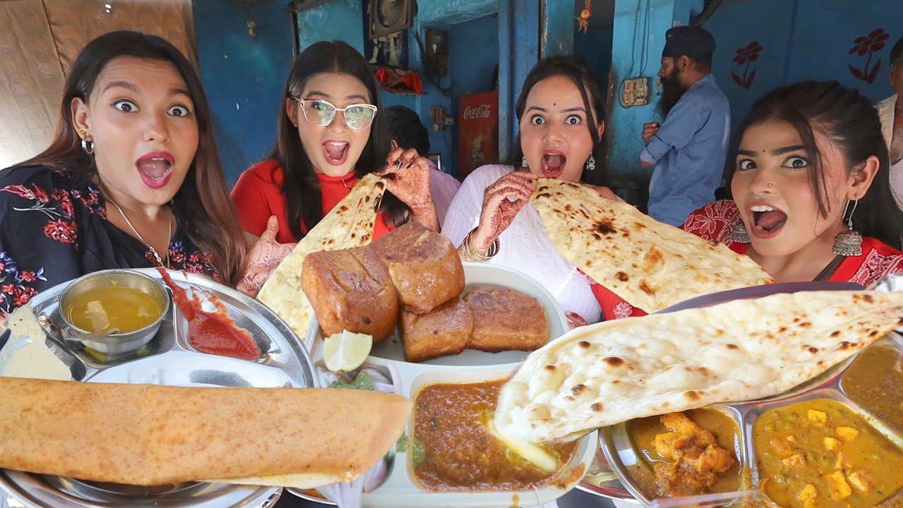 Biggest Naan, Paneer Dosa, Pav Bhaji, Shahi Paneer, Chaap Eating ...