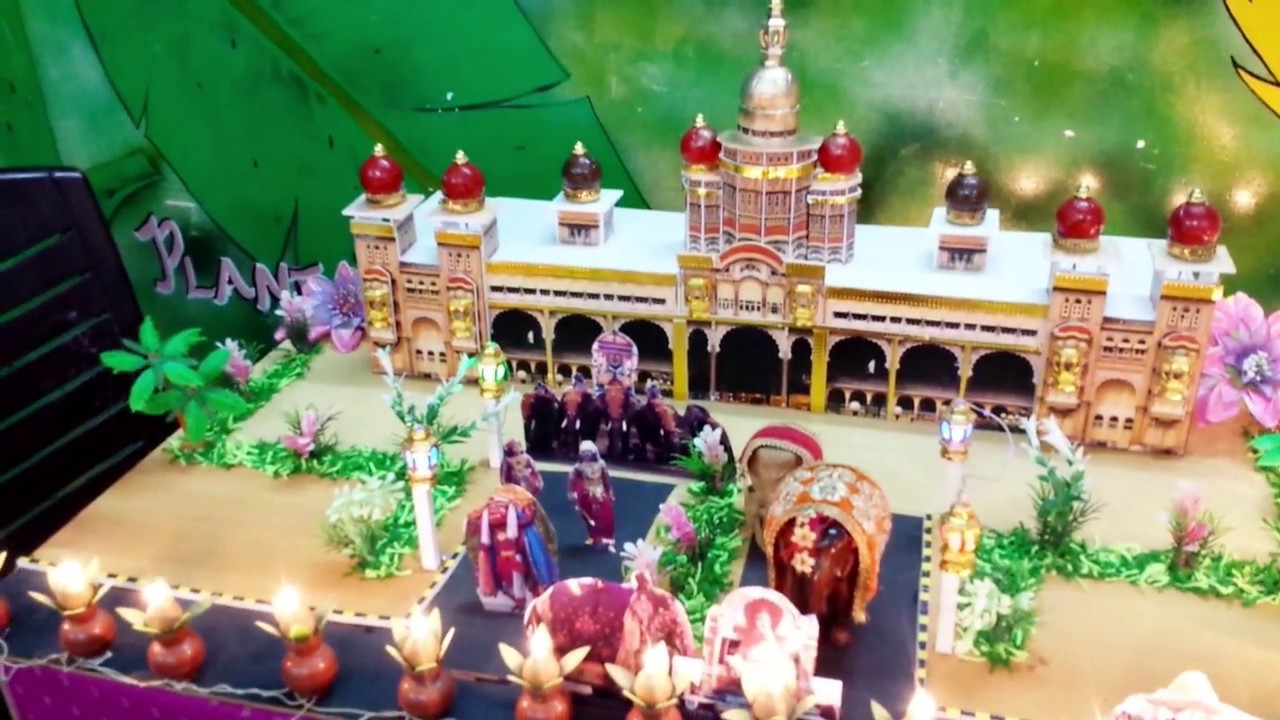 Beautiful mysore palace model with dasara goMbegalu - YouTube