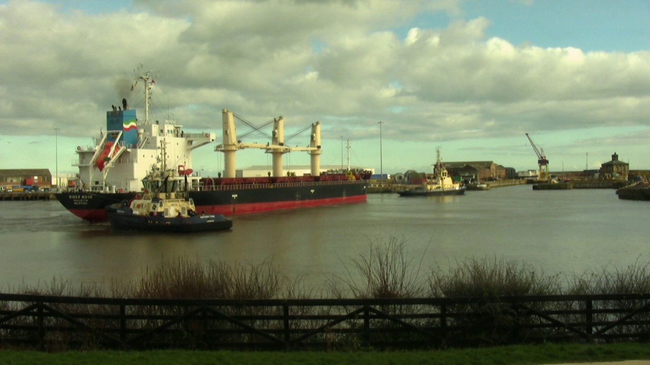 Bulk Carriers Silver departs from and Sider Moon arrives at Sunderland ...