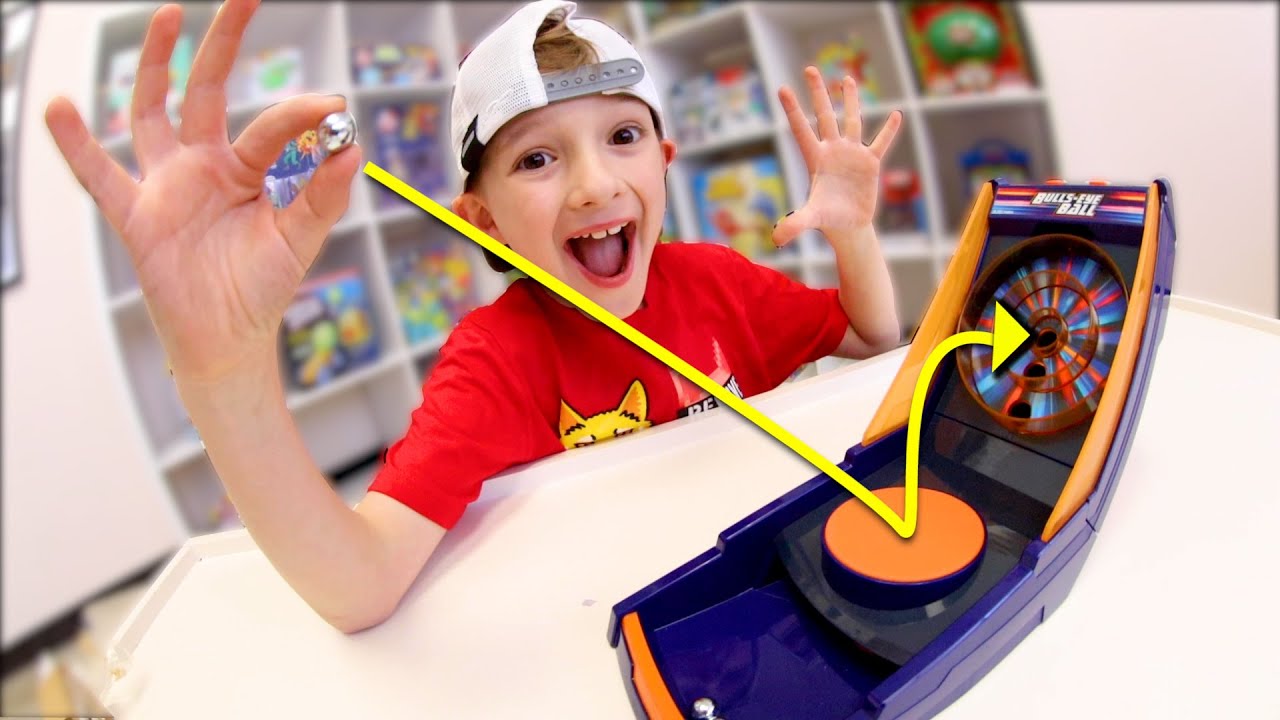 Father & Son PLAY BULLS-EYE BALL! / Bounce for Points! - YouTube