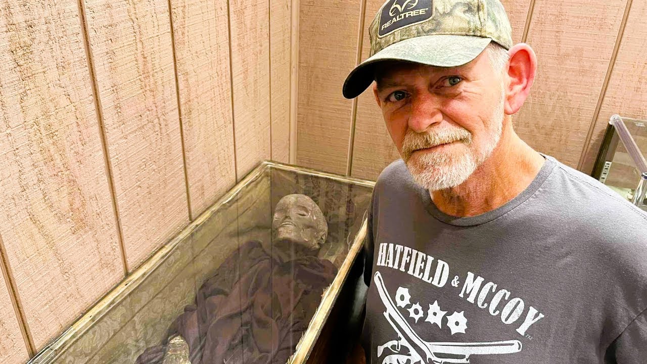 Mummies of the Insane- Mummified Women of Philippi West Virginia- Lurch ...