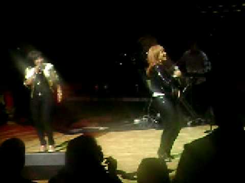 Mary Mary (God In Me) - YouTube