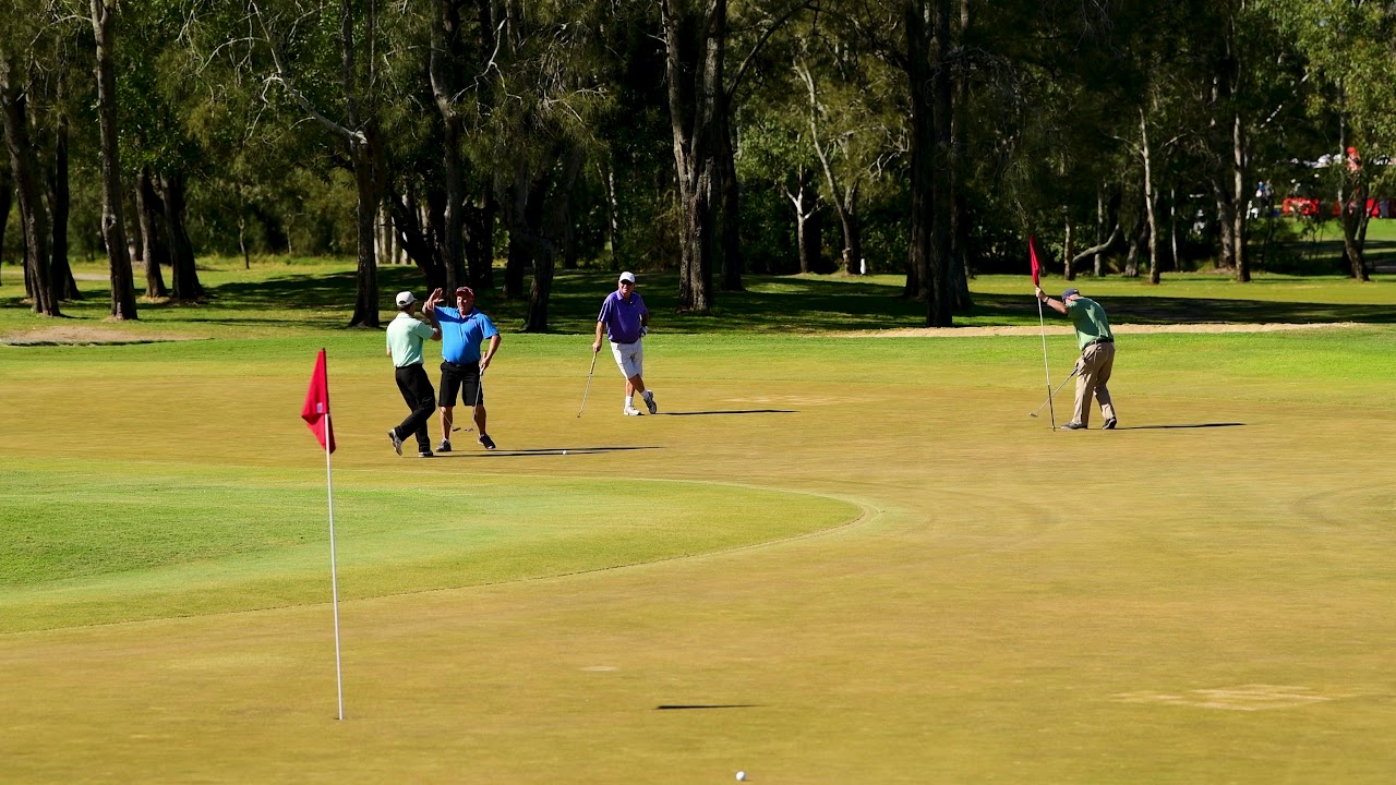 Carbrook Golf Club Double Green 1 and 8 - YouTube