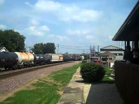 UP 4021 West Manifest - YouTube