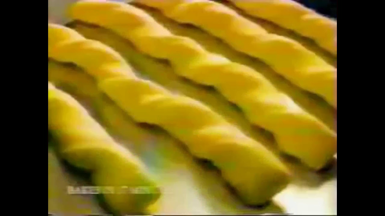 1990 Pillsbury Bread Sticks Commercial - YouTube