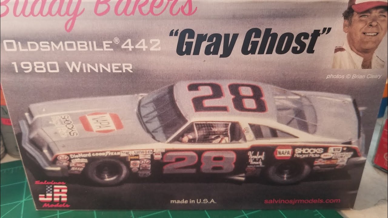 Nascar group build 2018 Gray Ghost - YouTube