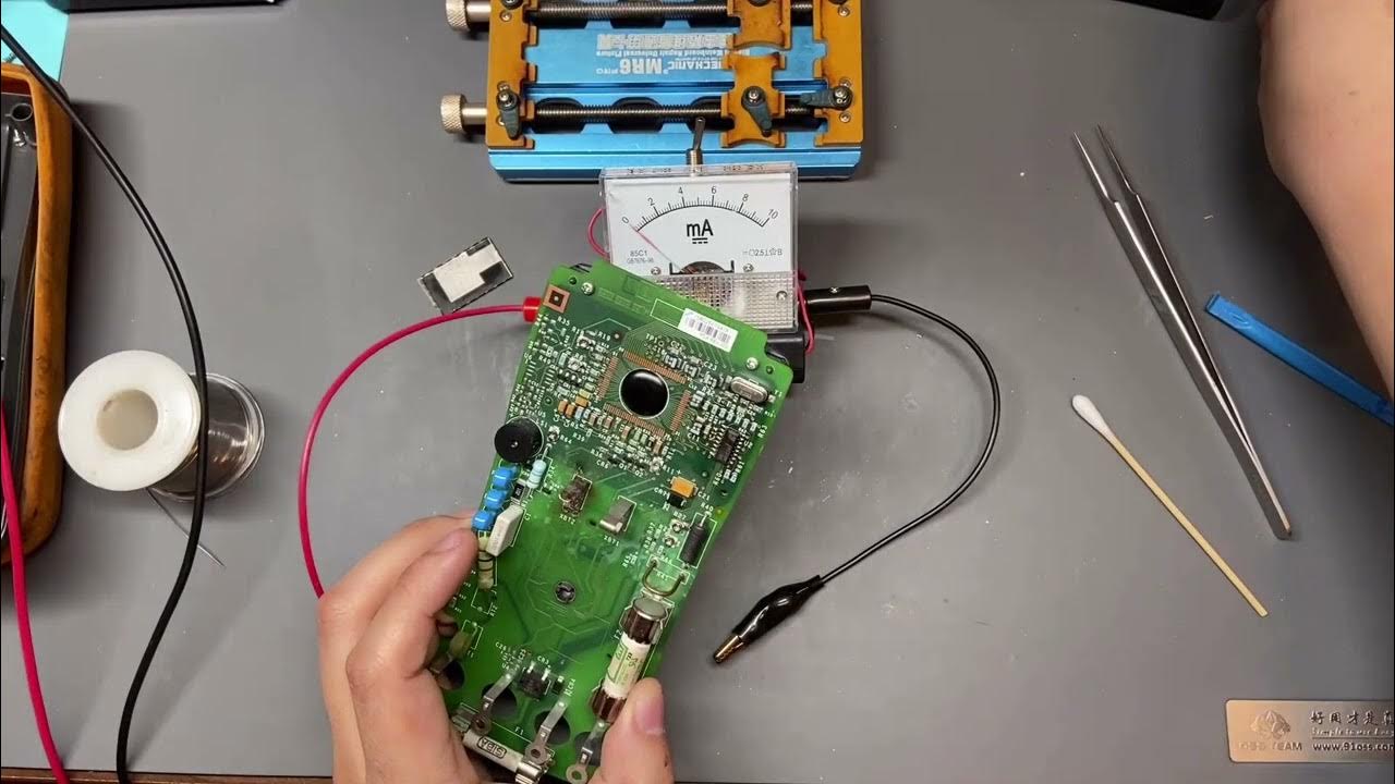 Repairing a Non-Powering Fluke 15B Multimeter - YouTube