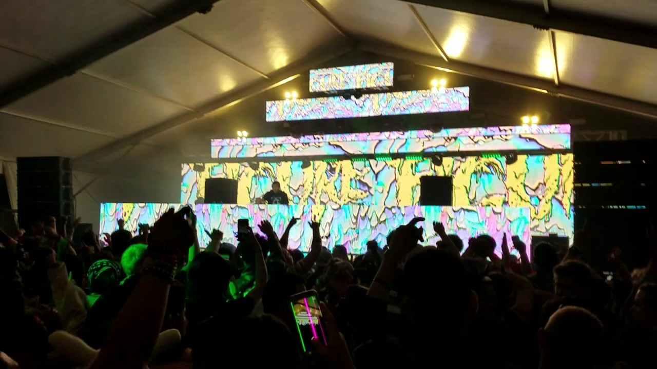 Figure Live @ Freaky Deaky 2016 - Core - YouTube