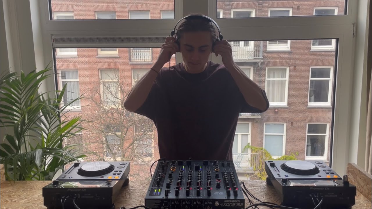 Mats v/d Heijden techno DJ set - YouTube